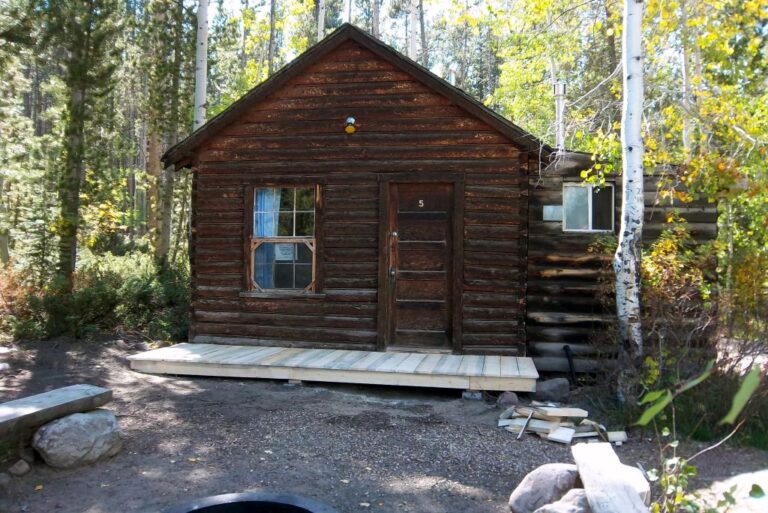 Cabins – Moon Lake Resort