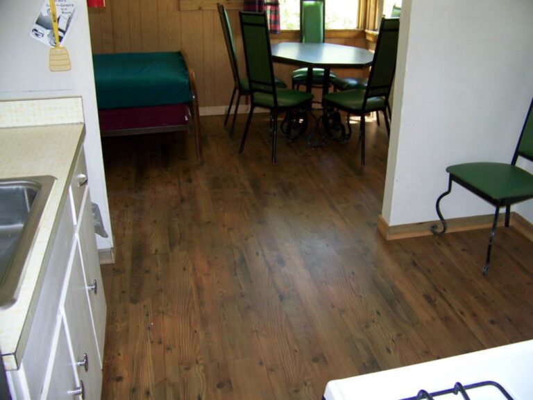 Cabins – Moon Lake Resort